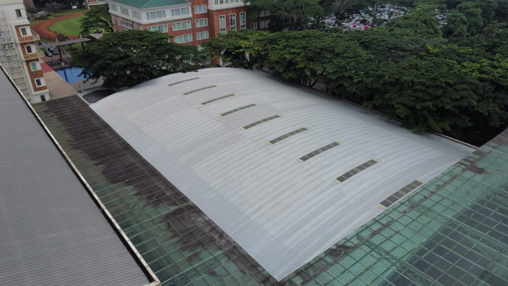 Atap Spandek Trimdek KOBArib 1000 Proyek Renovasi Atap Lapangan Basket ...